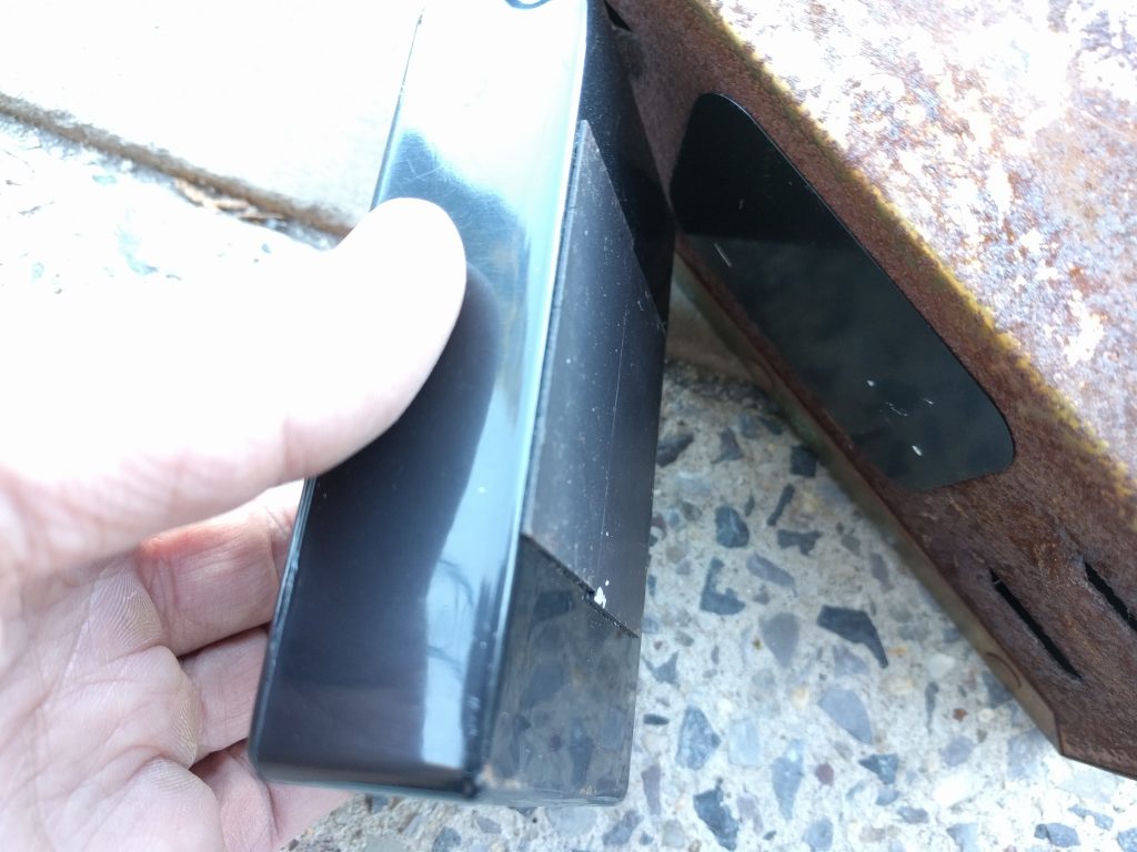 Easy battery powered Mailbox Door IoT sensor using ESP32 ← ABrandão.com